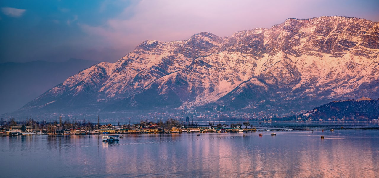 Srinagar Travel Guide, Srinagar Tourism, Places to Visit in Srinagar ...